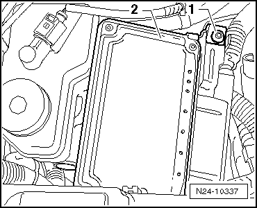 Removing plenum chamber bulkhead | VW Polo 6R DIY Workshop